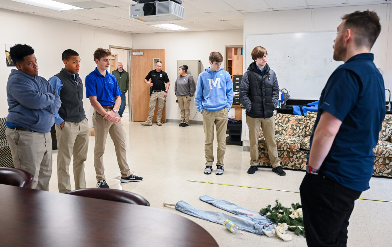 A Mocs mock crime scene: McCallie School students unravel a mystery at ...