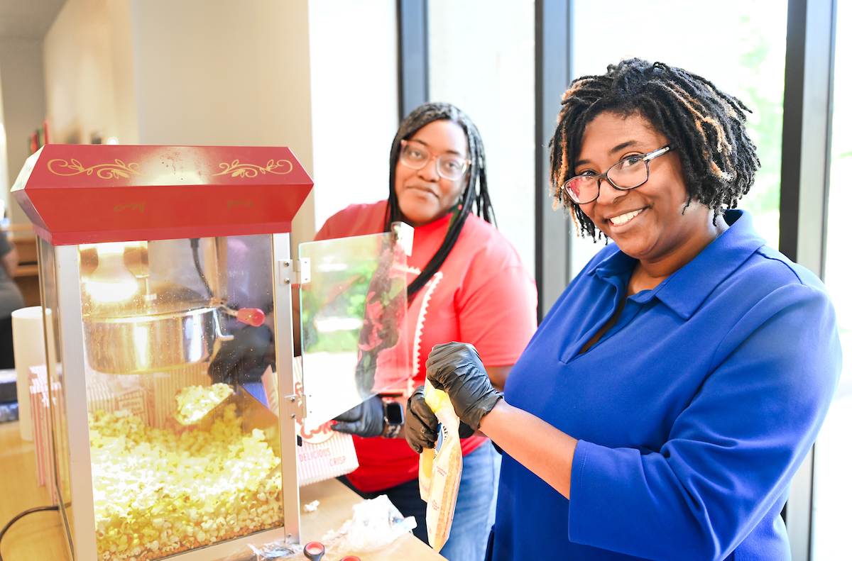 Juneteenth celebration brings together UTC community | UTC News